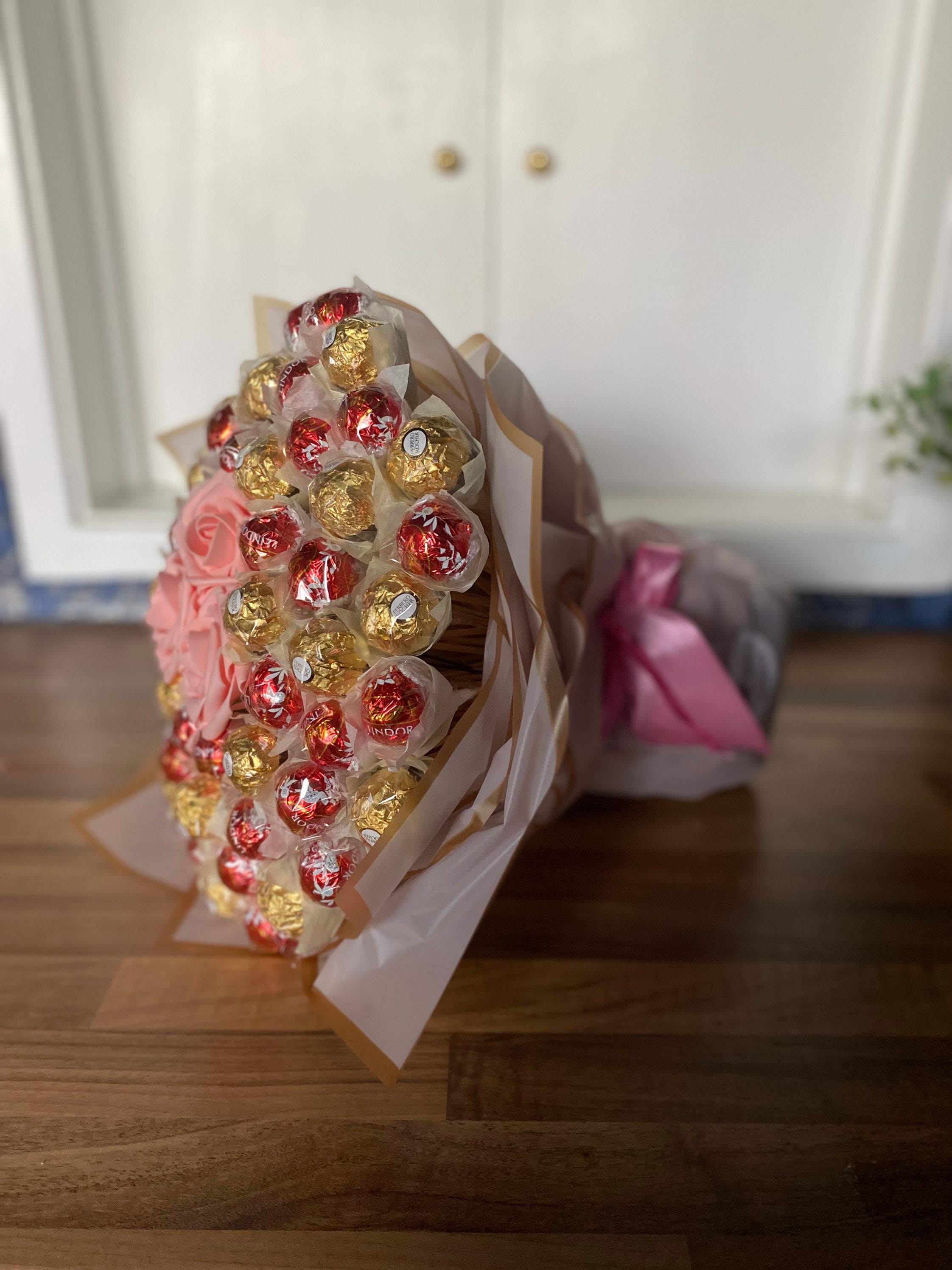 Large Ferrero Rocher Lindt Lindor Chocolate & Flowers Hand-tied Bouquet ...