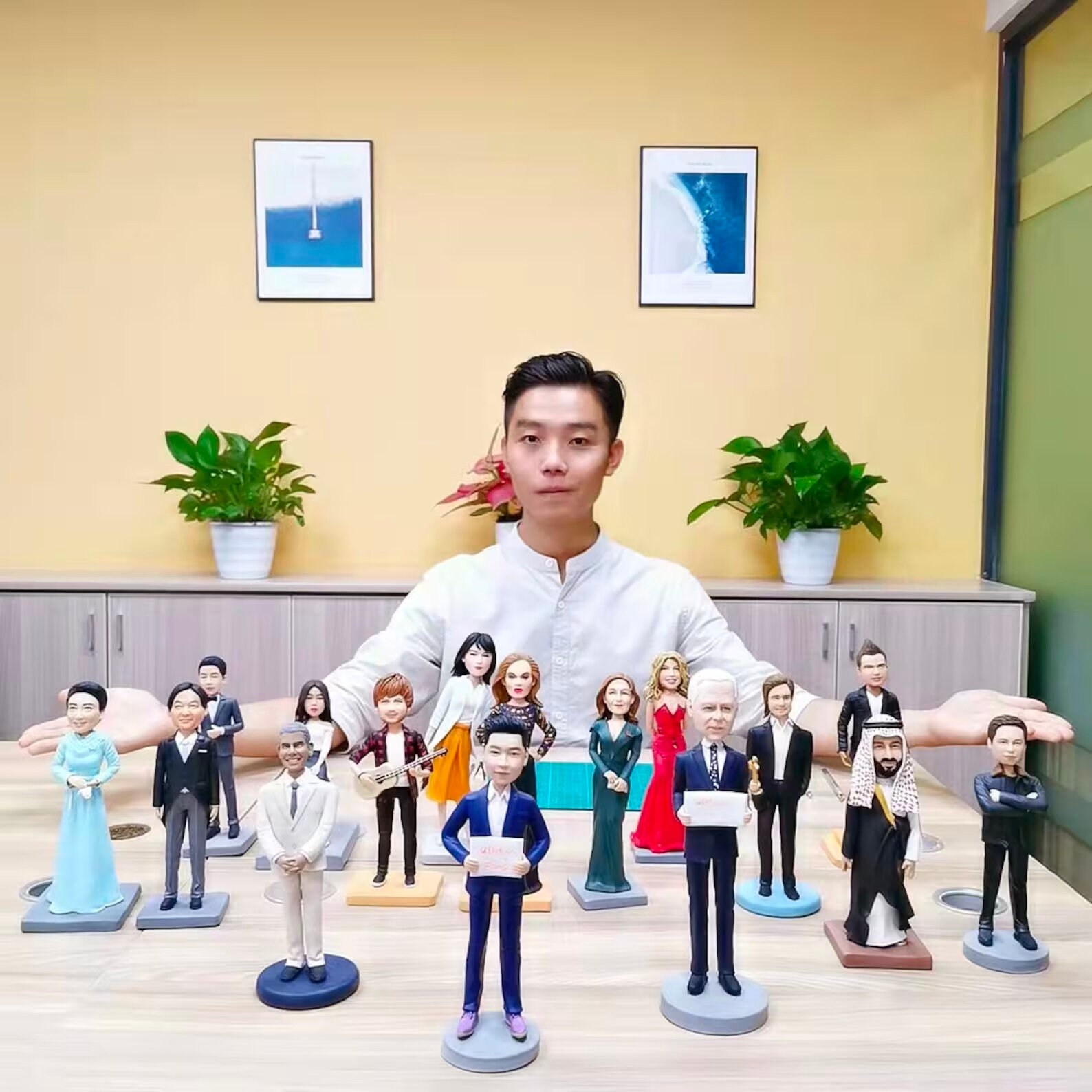Custom Bobblehead Doctor, Personalized Group Portrait Gifts Doctor ...