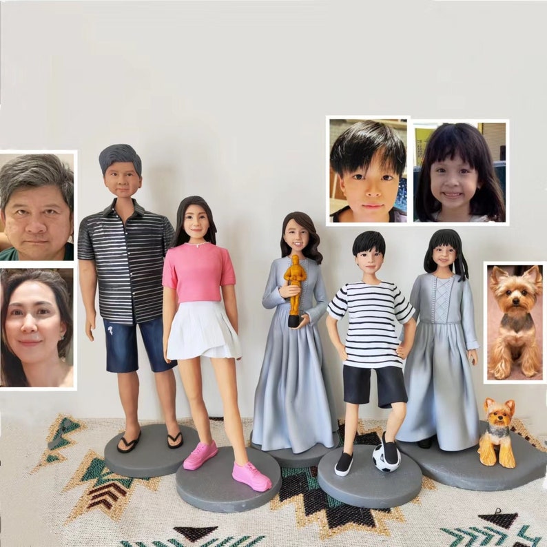 Custom Family Portrait Figurine, Personalized Family Photo Cake Topper ...