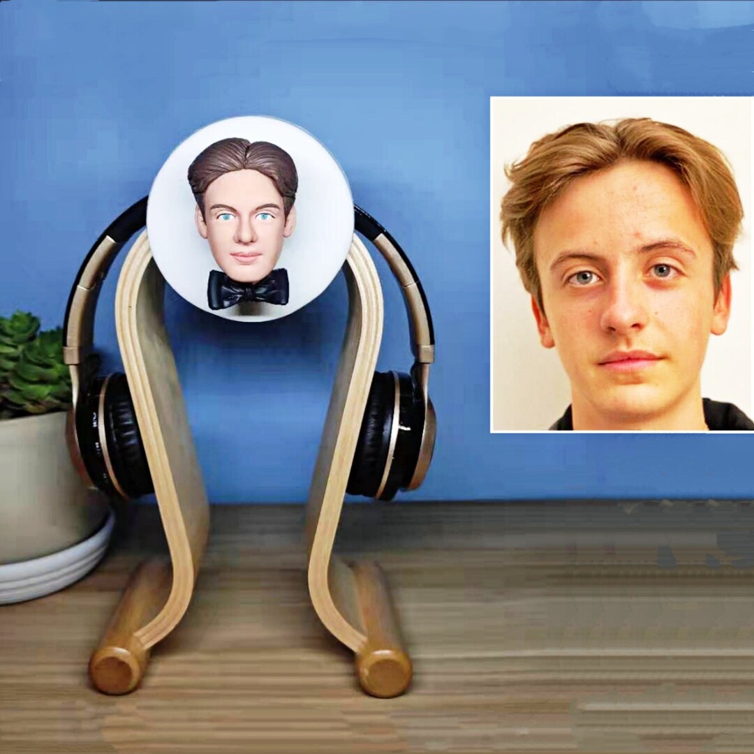 Personalisierter Holz Kopfhörerständer & 3D Portrait Figur ...
