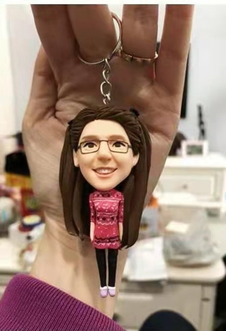 Custom Keychain Figurine With Picture, Personalized Leather Keychain ...