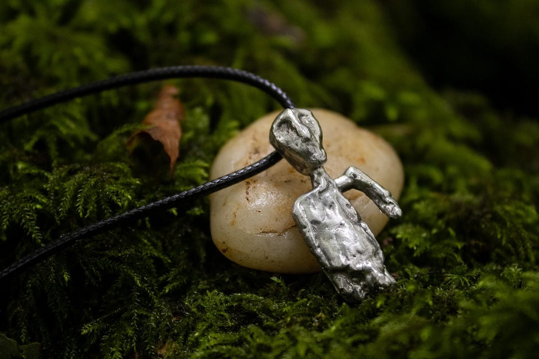 Venus Pendant, Brno Puppet: Pewter Jewellery (cast Figurine) - Etsy UK