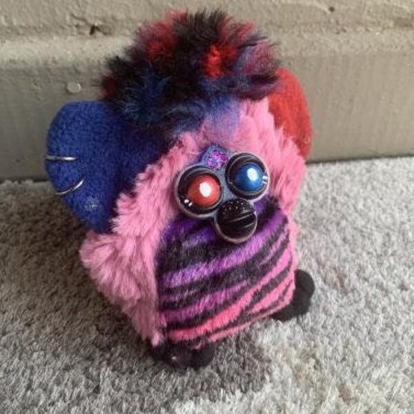 Oddbody Furby - Etsy