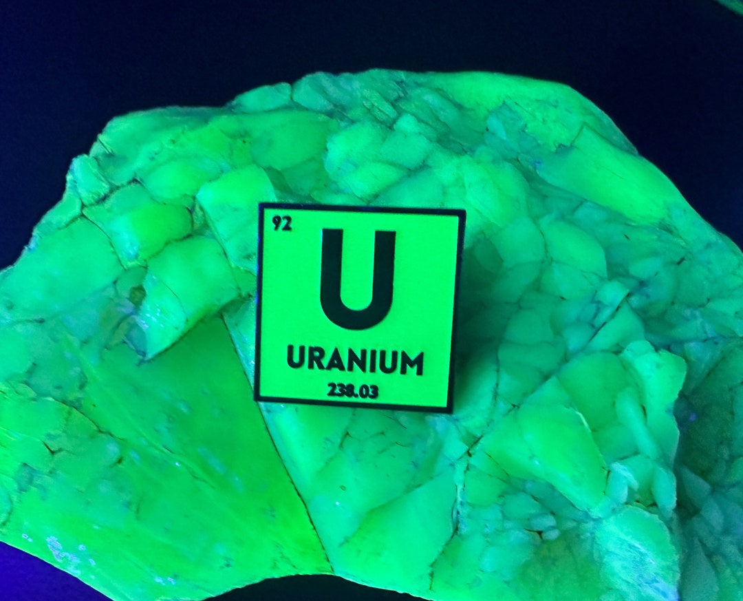 Uranium Element Pin - Glows in the Dark! - UV Reactive - Etsy