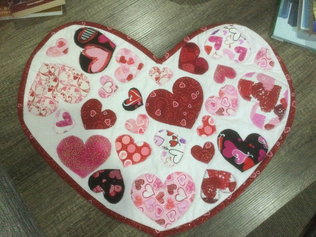 Valentine Heart Table Topper - Etsy