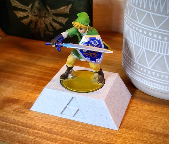 Legend of Zelda Amiibo Display Stand 3D Printed | Etsy