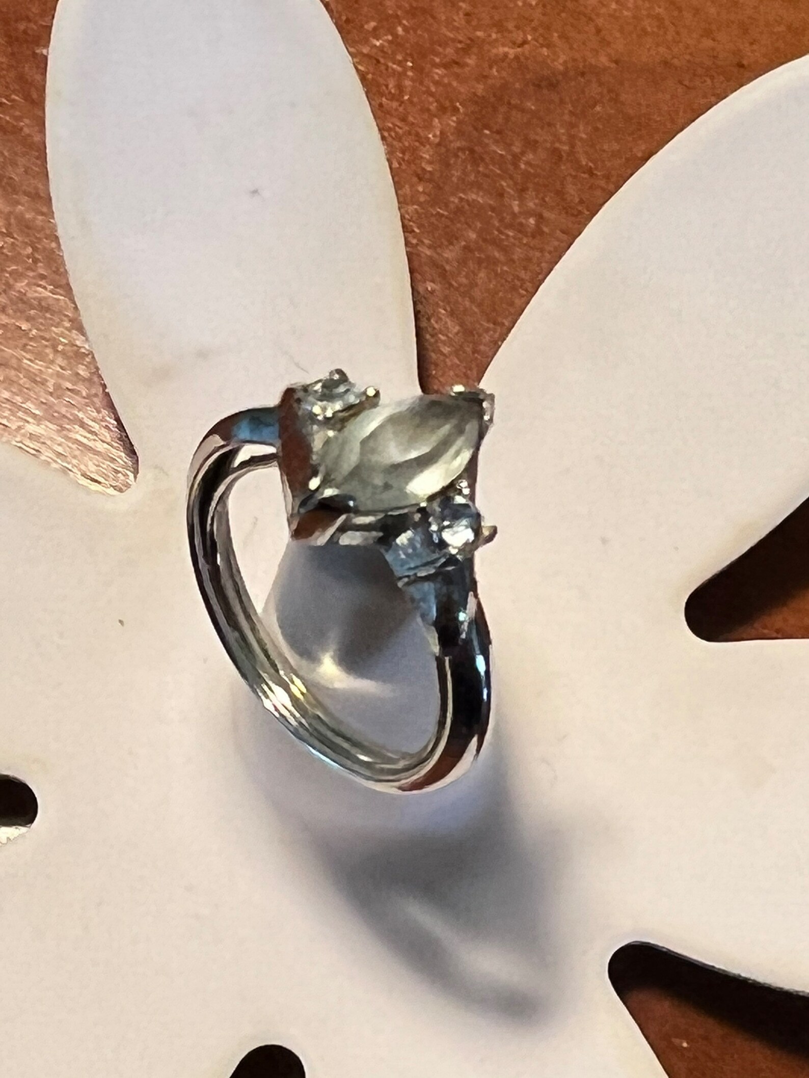 Vintage Avon Ring With Blue Gemstone in Diamond Shape Setting - Etsy