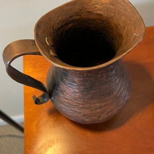 Antique Hammered Copper Pitcher Pot Primitive Arts and Crafts Art Lover ...