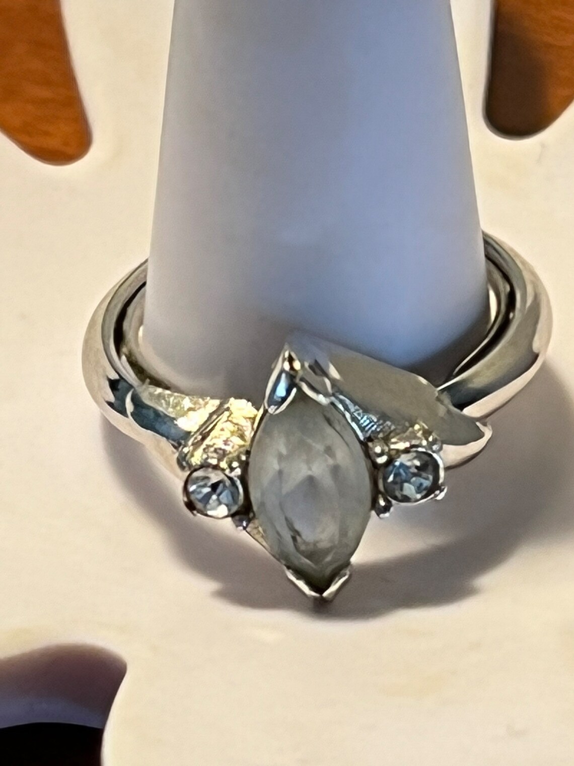 Vintage Avon Ring With Blue Gemstone in Diamond Shape Setting - Etsy