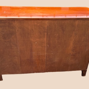 Cushman Colonial Creations Woodford Dresser Hutch No. 4-179, Vintage ...