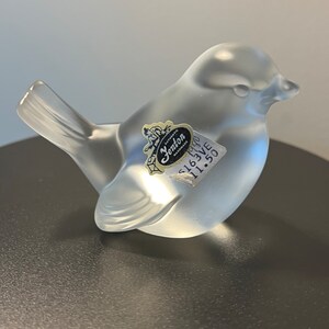 Vintage Fenton Frosted Bird Glass Art Animals Lover Antiques and ...