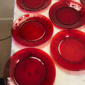 Vintage Ruby Red Set of 9 Lunch Plates, 7 3/4” Red Plates, Lover ...