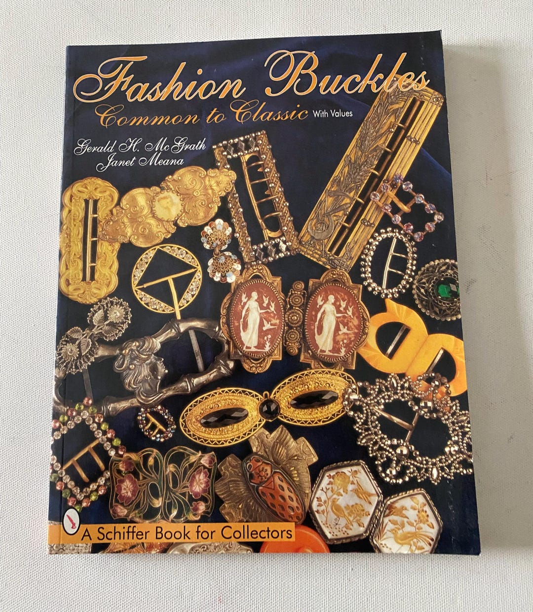 Fashion Buckles Book, Vintage Belt Buckles Guide, Collector's Jewelry ...