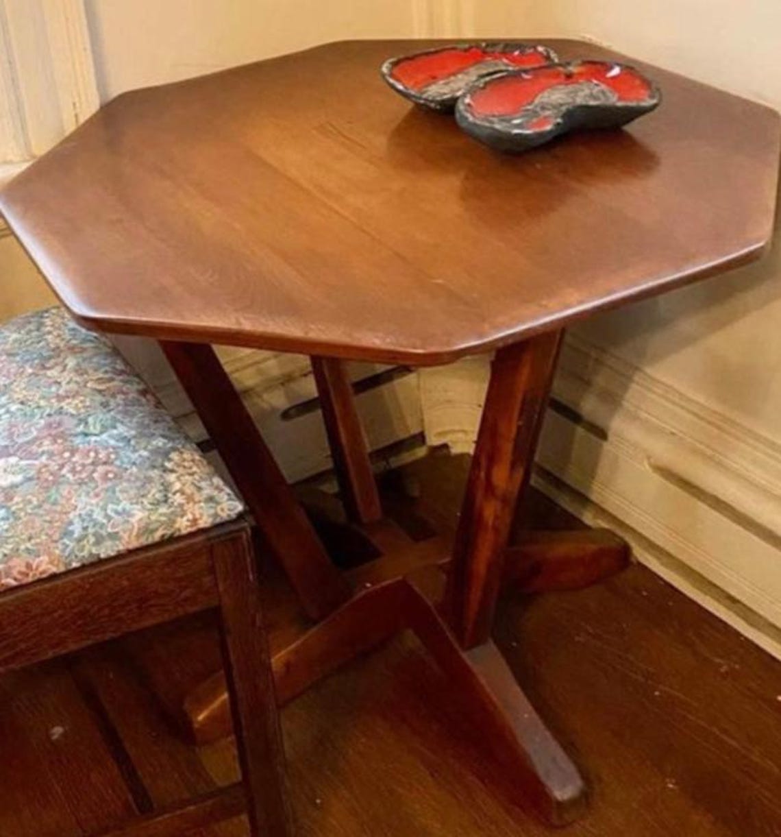 Cushman Colonial Creations Woodstock Occasional Table No. 1104 Server ...