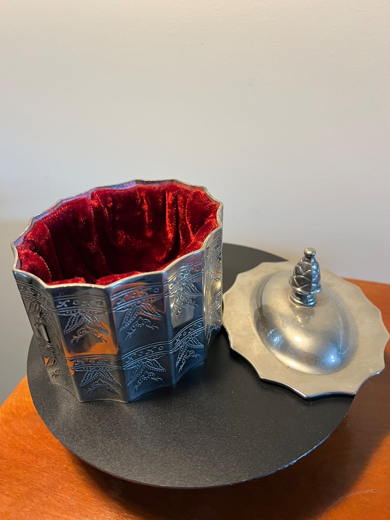 Vintage Godinger Silver Plate 1991 Oval Trinket Jewelry Box Red Velvet ...