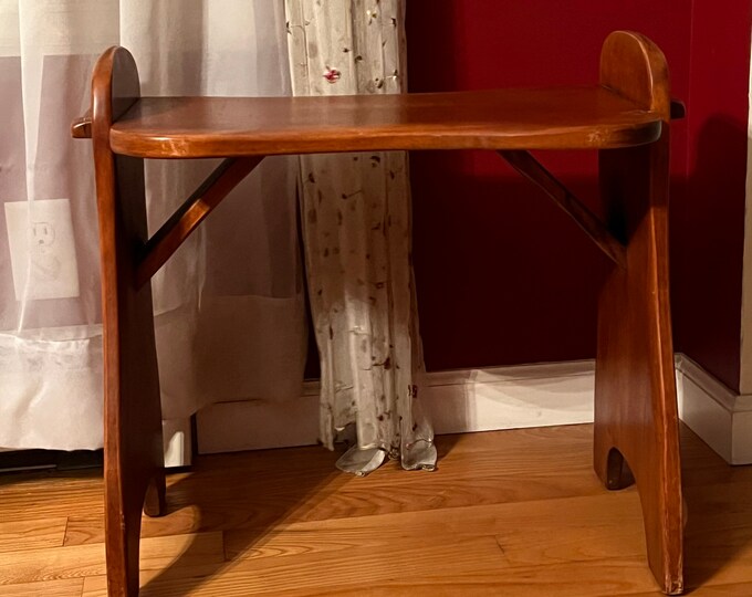 Cushman Colonial Creations Serving Table or Vanity Table No. 4-163 Only ...