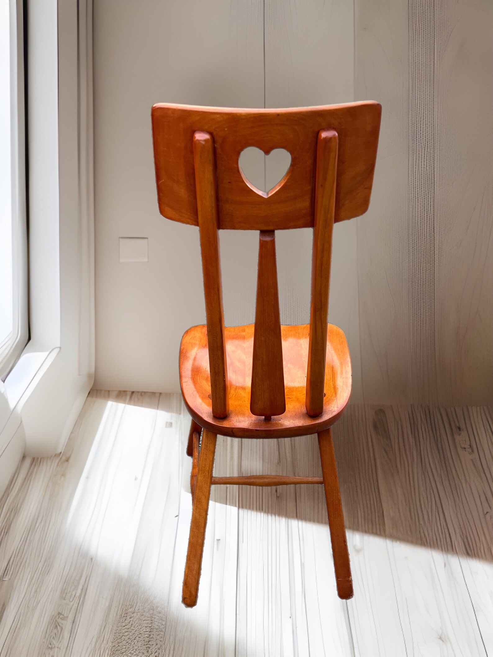Cushman Colonial Creations Heart Bridge Chair No. 5-123 Heart Back ...