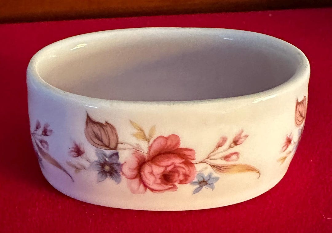 Vintage Countess Fine Bone China Napkin Ring Holder: Hand-painted Roses ...