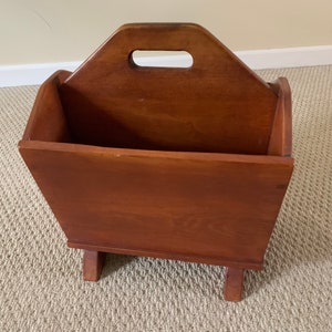 Cushman Colonial Creations Bromley Magazine Basket Rack No. 5303 ...