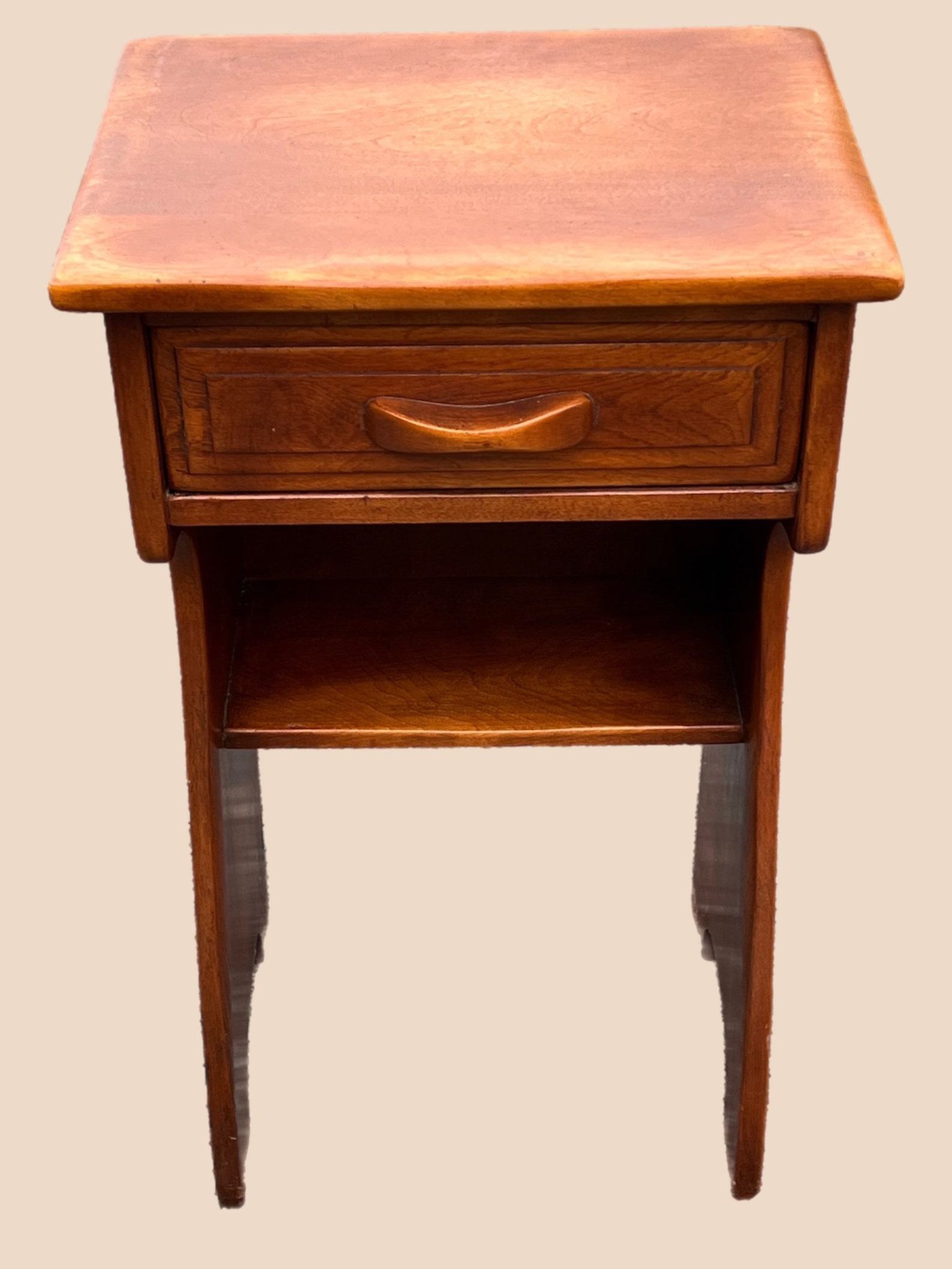 Cushman Colonial Creations Molly Stark Night Table No. 2059 End Table ...