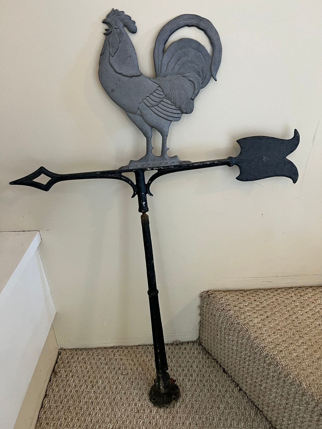 Vintage Rooster Sculpture and Stand 34” Roosters Weathervane Style Post ...