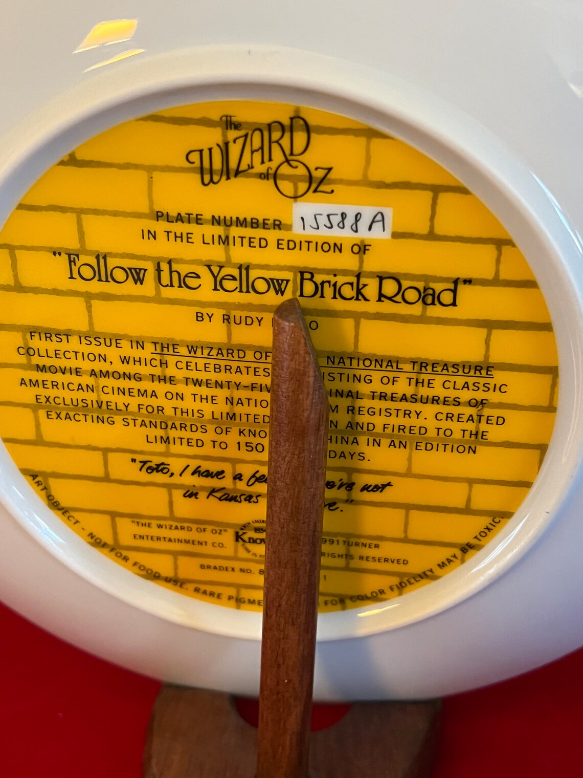 Vintage Wizard of Oz Plate: Follow the Yellow Brick Road, 22K Gold Rim ...