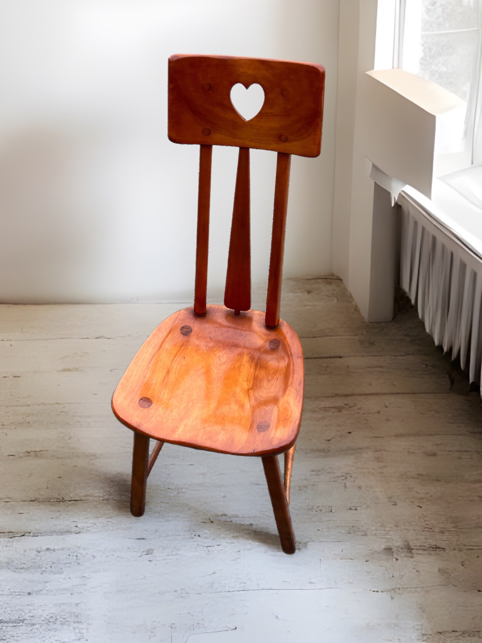 Cushman Colonial Creations Heart Bridge Chair No. 5-123 Heart Back ...