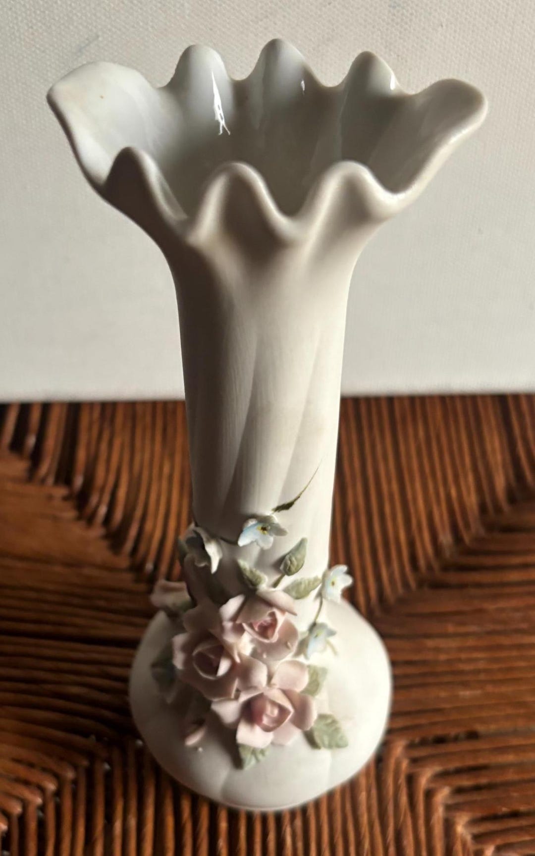 Vintage Lefton Ruffled Vase Hand Painted Porcelain Capodimonte Style ...
