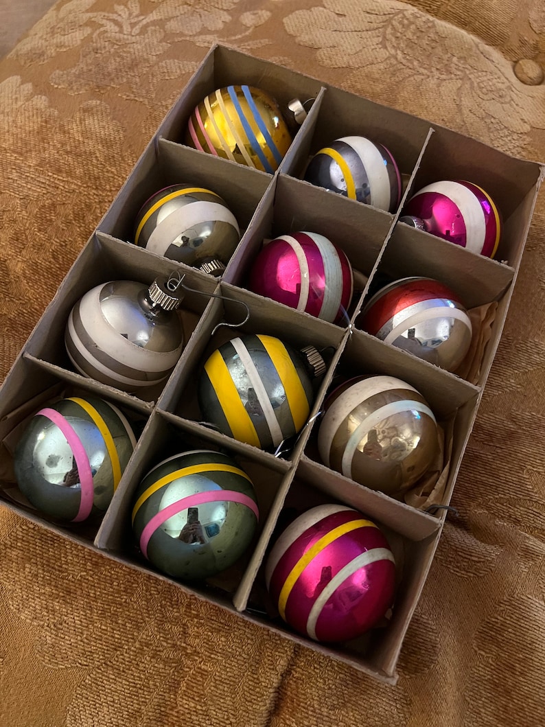 Vintage Shiny Brite Glass Ornaments - Set of 12 in Original Box - Etsy