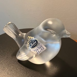 Vintage Fenton Frosted Bird Glass Art Animals Lover Antiques and ...