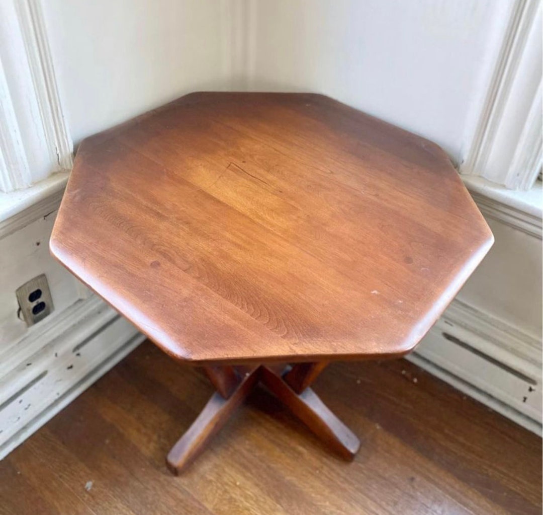 Cushman Colonial Creations Woodstock Occasional Table No. 1104 Server ...