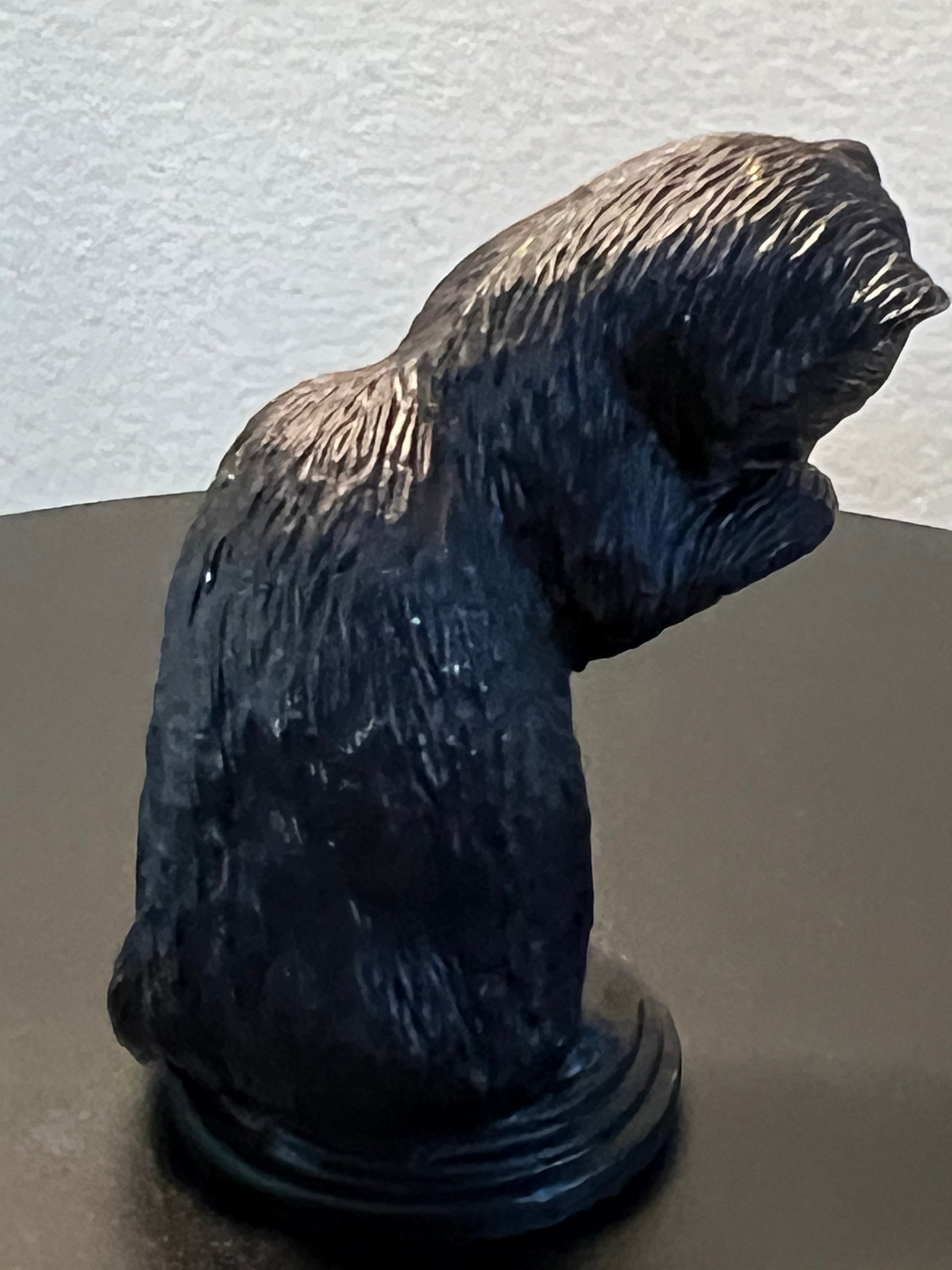 Vintage Pewter Sitting Cat Licking Its Paw by the Franklin Mint Statue ...