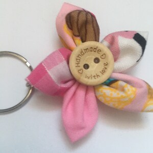 Flower Key Ring - Etsy Canada