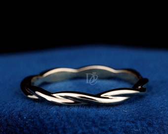 Twisted Wedding Band - Etsy