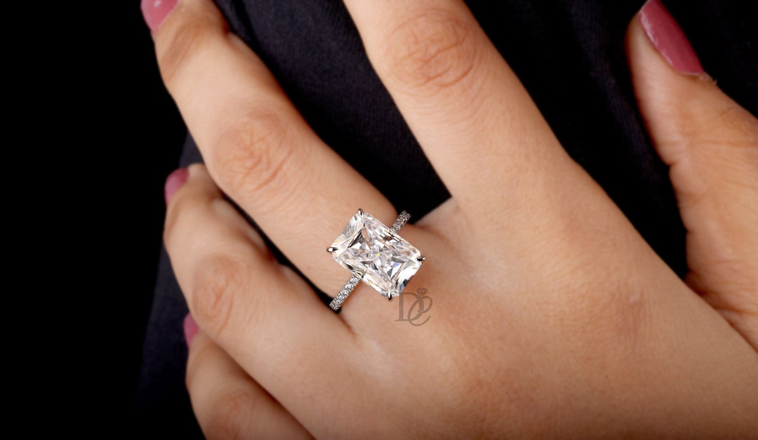 7.2 CT Radiant Crushed Ice Cut Engagement Ring Moissanite,crush Ice ...