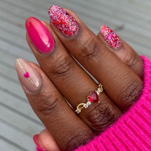 Heart Eyes- Dip Powder, Dip Powder for Nails, Acrylic, Pink, Red ...