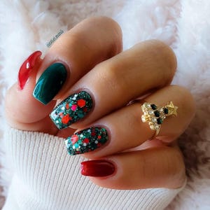 Mistletoe Kisses- Dip Powder, Dip Powder for Nails, Acrylic, Holiday ...