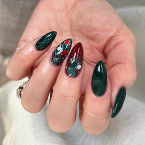 Mistletoe Kisses- Dip Powder, Dip Powder for Nails, Acrylic, Holiday ...