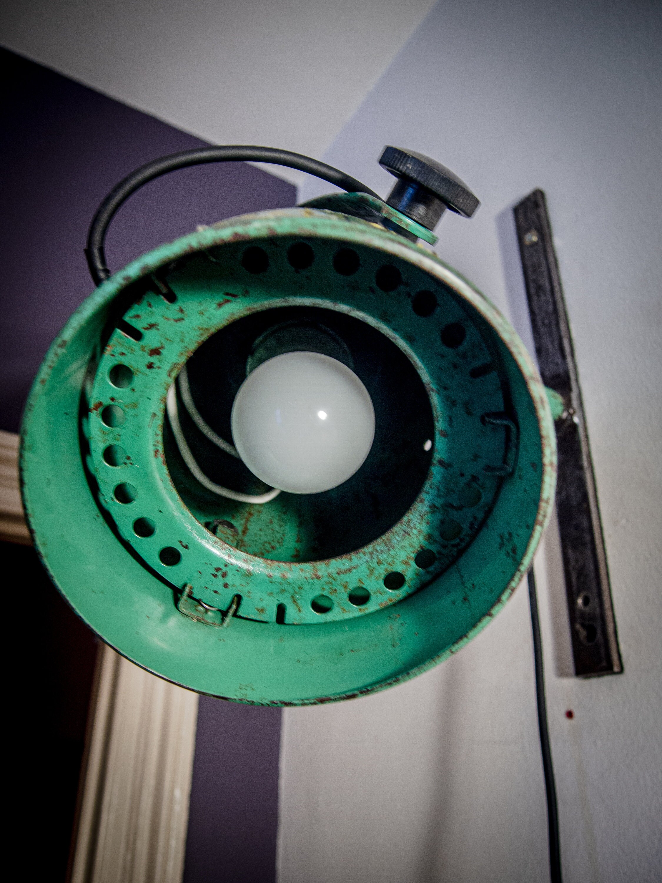 Vintage Industrial Kelley Loading Light Wall Light With Metal Spring ...