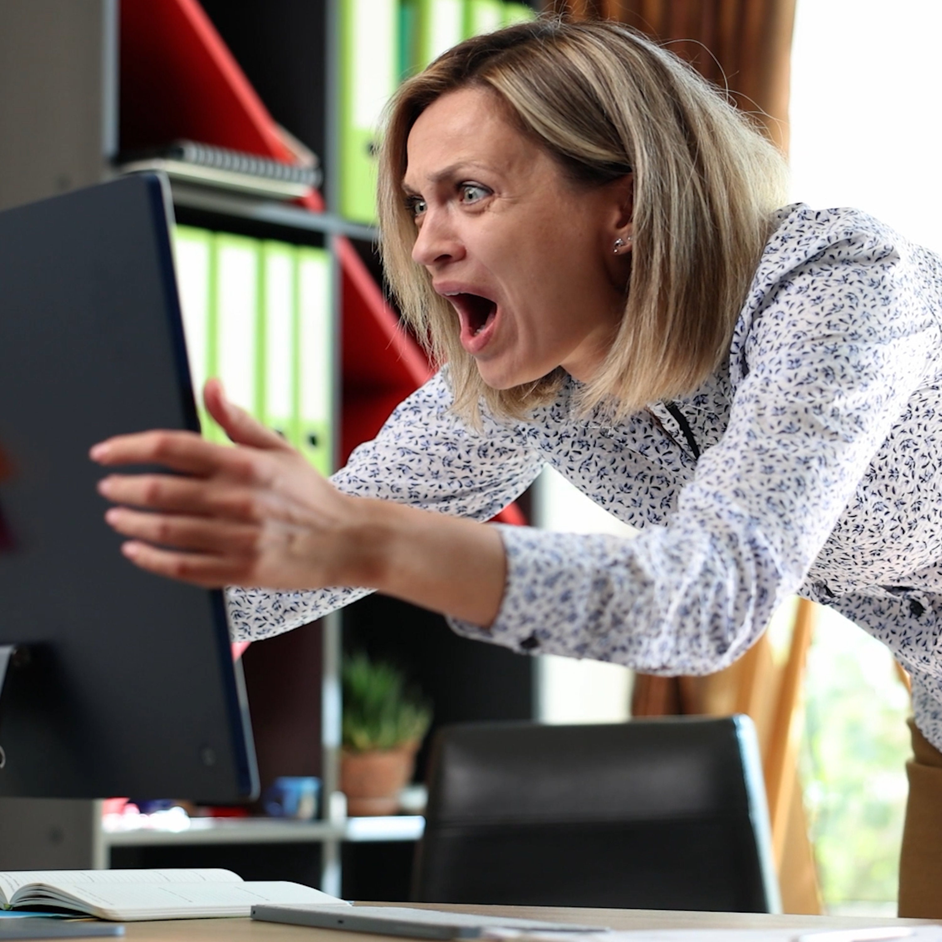 Computer Error Prank, Fun Office Pranks Windows Blue Screen - Etsy
