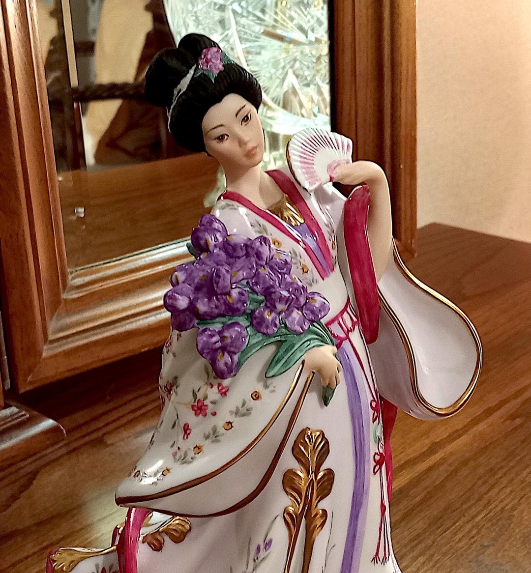Danbury Mint Iris Princess - Lena Liu “maidens of the Imperial Gardens” Collection - Fine ...