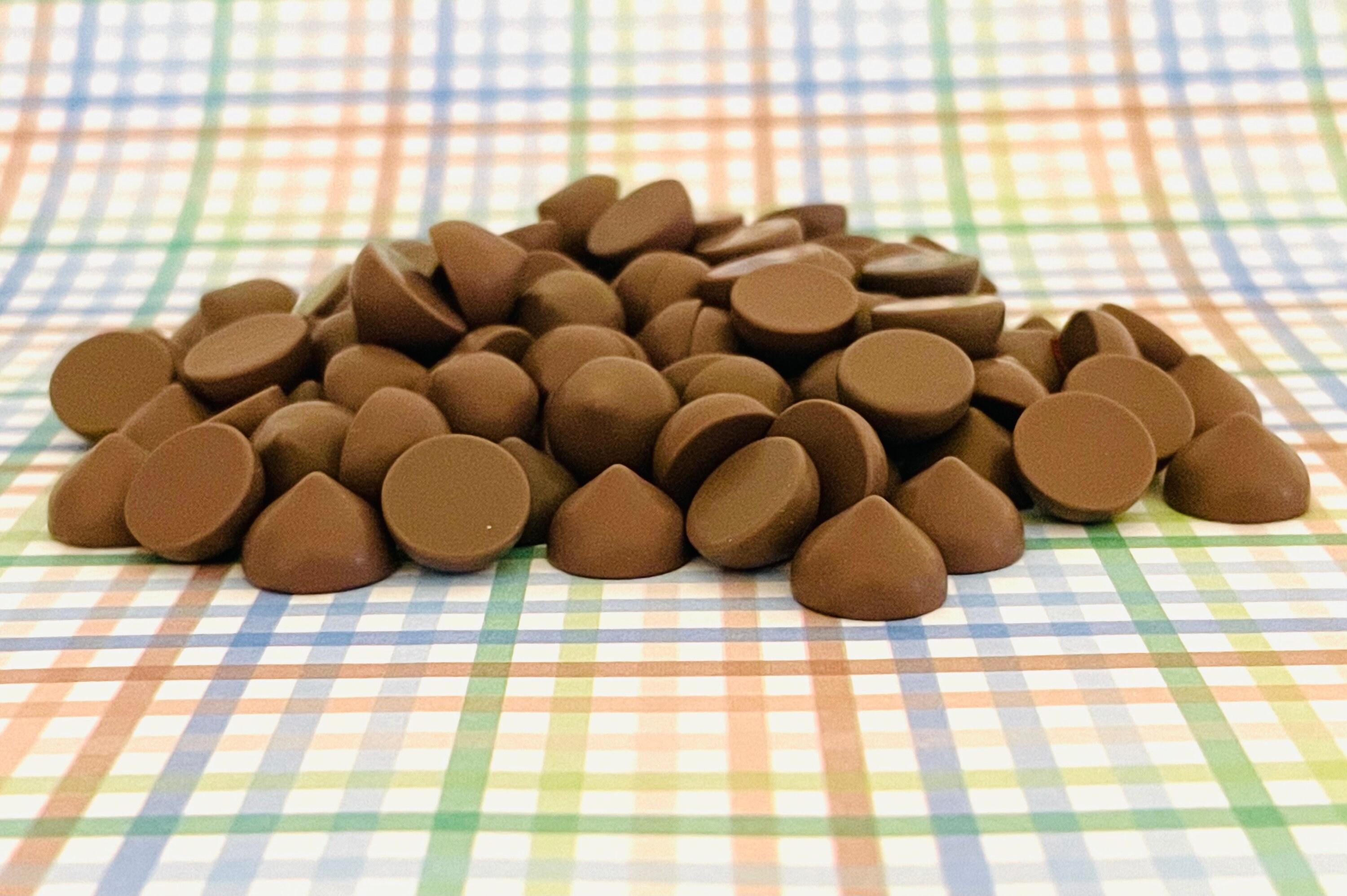 Fake Chocolate Chips, Faux Chocolate Chips, Fake Bake Supplies, Fake ...