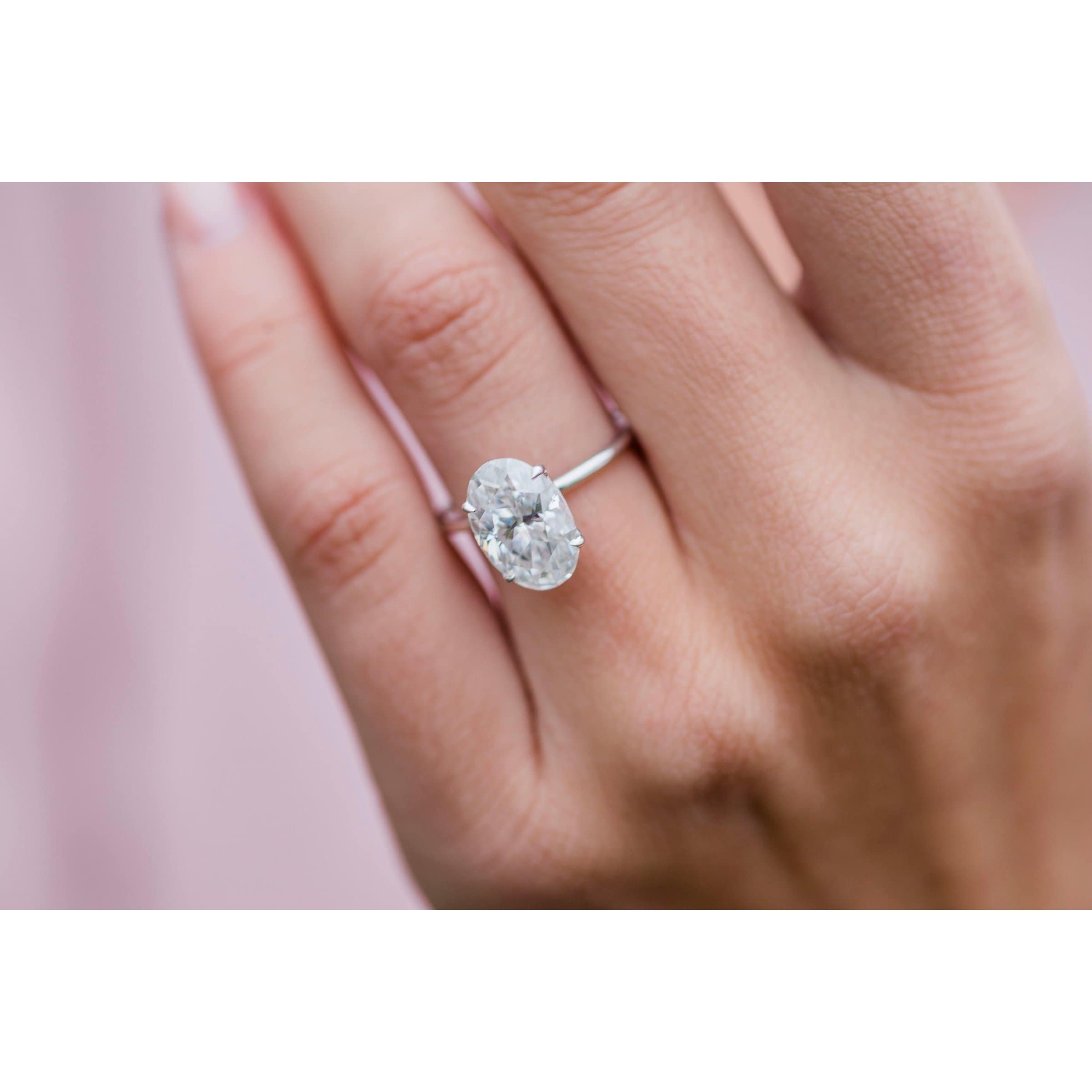 Anillo de compromiso de diamantes ovalados de 470 quilates | Etsy