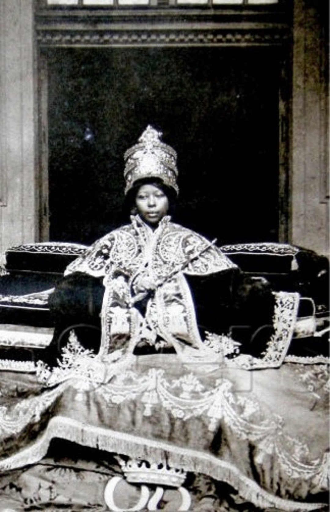 Queen Zauditu-black and White Vintage Image - Etsy