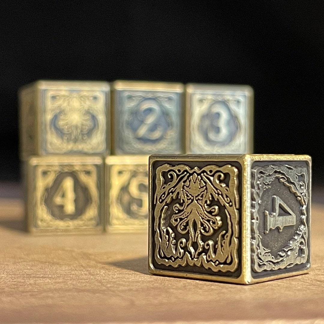 Shining Hexahedron: Cthulhu D6 Metal Dice Electroplated Zinc Alloy ...
