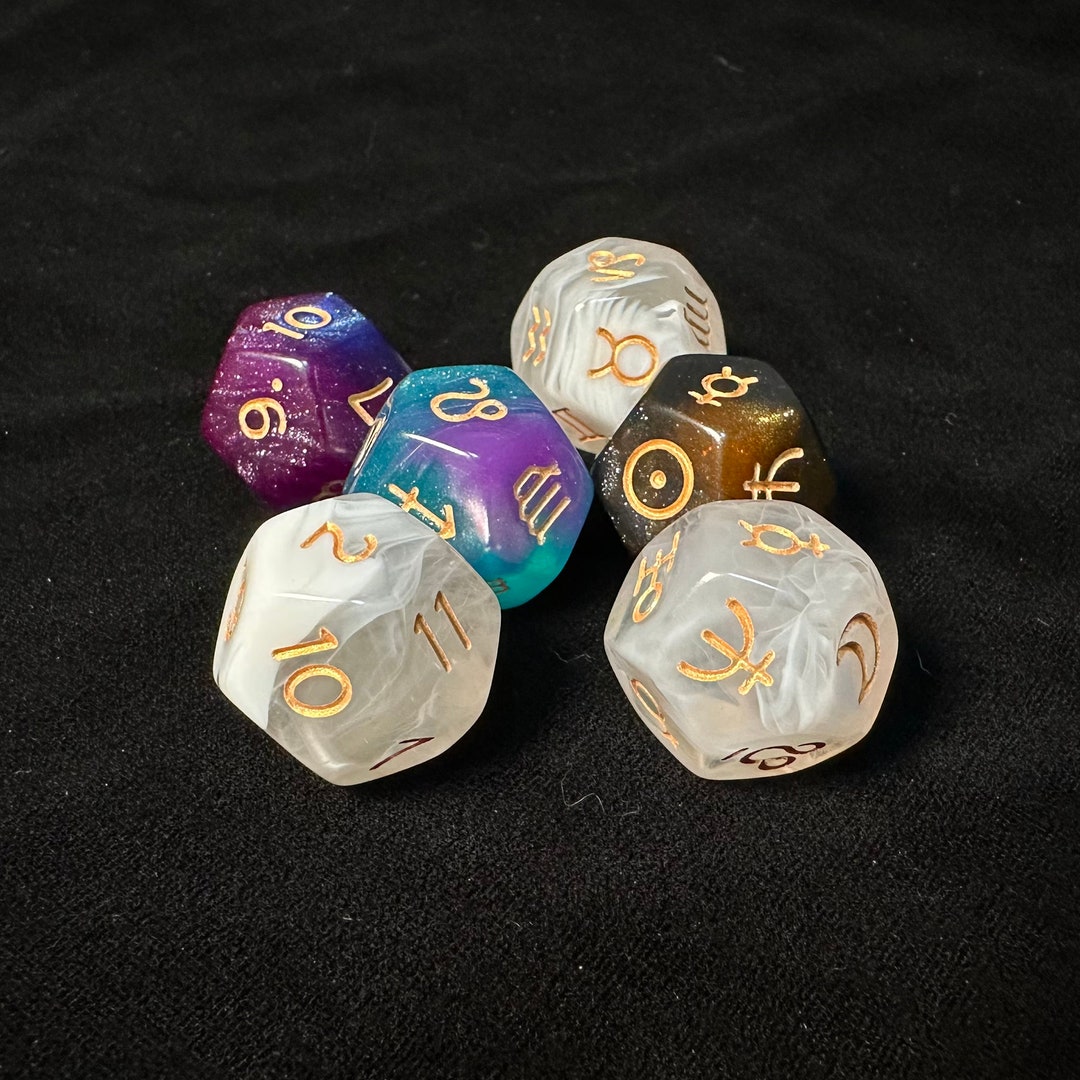 Meteodice: Galaxy D12 Astrology Dice Acrylic Glitter Dodecahedron Gold ...
