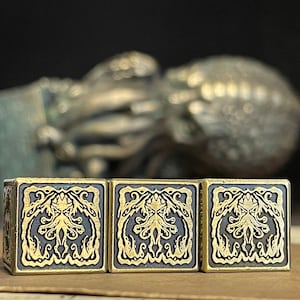 Shining Hexahedron: Cthulhu D6 Metal Dice Electroplated Zinc Alloy ...