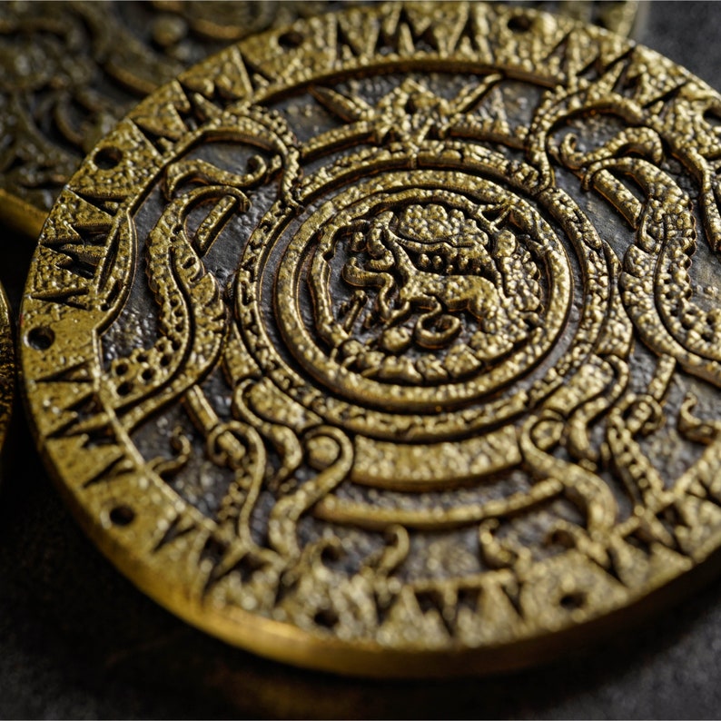 Cthulhu Mythos Comicology Metal Coins Set - Etsy