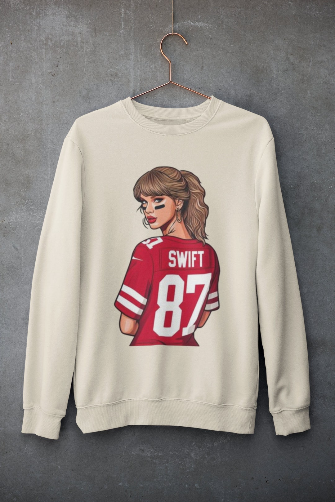Taylor Swift in A Travis Kelce Kansas City Chiefs Jersey Sweatshirt Nfl ...