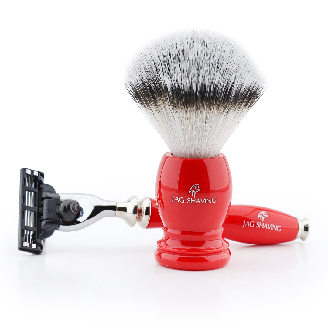 Luxury Red Shaving Gift Set With 3 Edge Razor & Synthetic Hair Brush ...